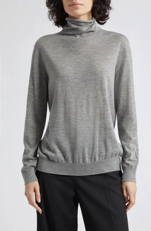 Johnstons Of Elgin Beatrice Superfine Cashmere Turtleneck Sweater