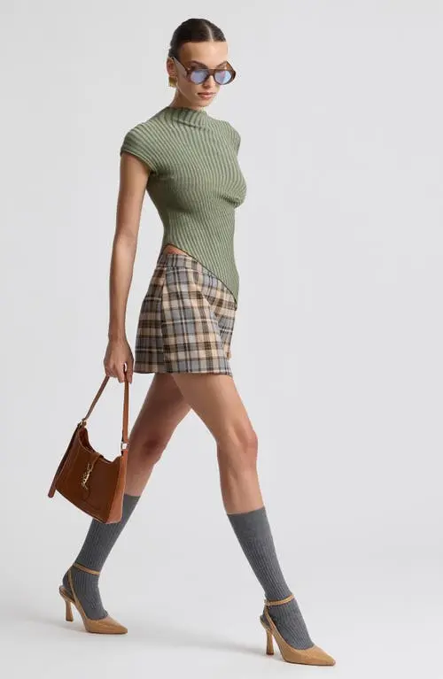 Avec Les Filles Radial Rib Asymmetric Mock Neck Top