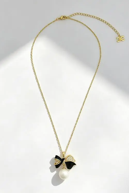 CLASSICHARMS Butterfly Pearl Drop Necklace - Gold