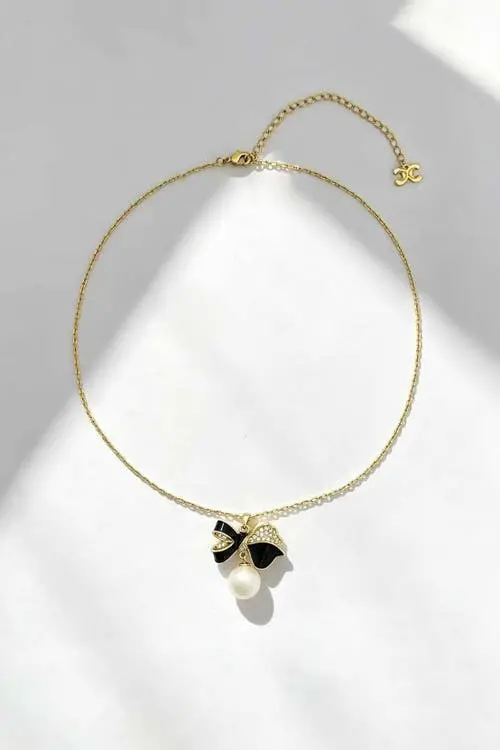 CLASSICHARMS Butterfly Pearl Drop Necklace