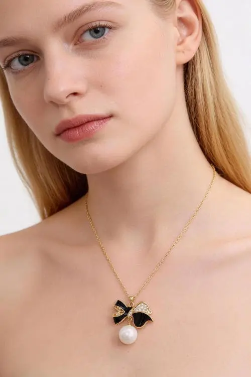 CLASSICHARMS Butterfly Pearl Drop Necklace
