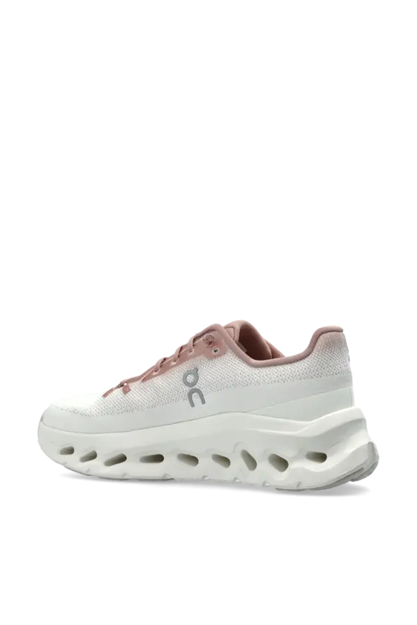 On Cloudtilt’ Sports Shoes