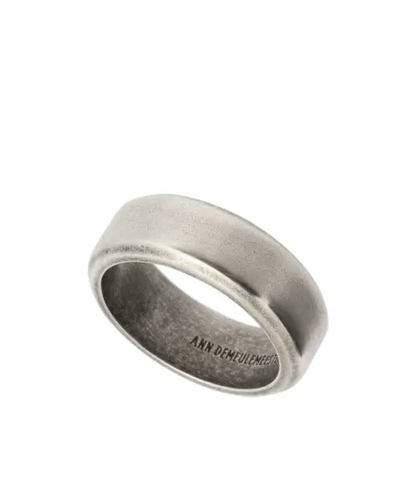 ANN DEMEULEMEESTER Vasti Minimalistic Squared Ring - Gray