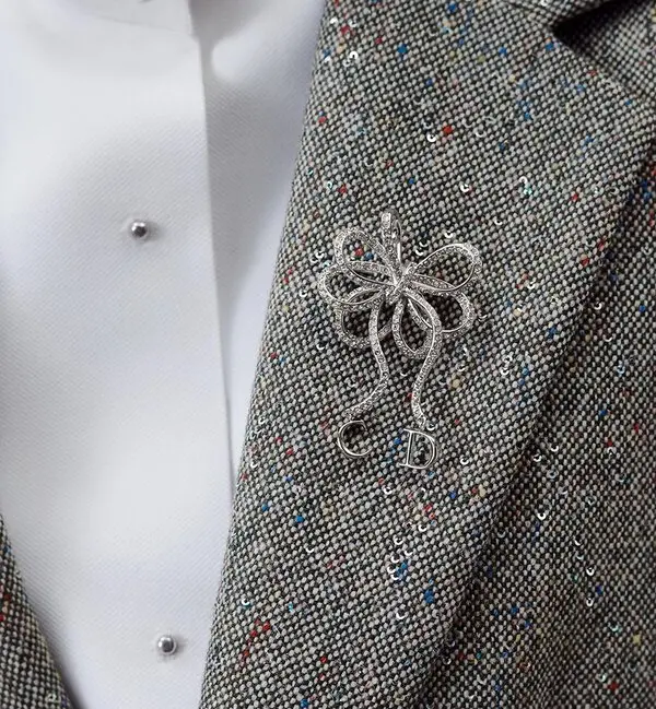 Dior Infinity Bow Brooch - Gray