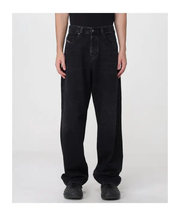DIESEL® Logo-patch Straight-leg Jeans