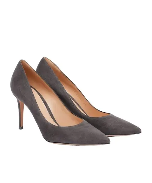 GIANVITO ROSSI Solid Suede Pumps - Black