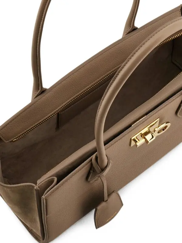 FERRAGAMO St Soft Ew Shoulder Bag