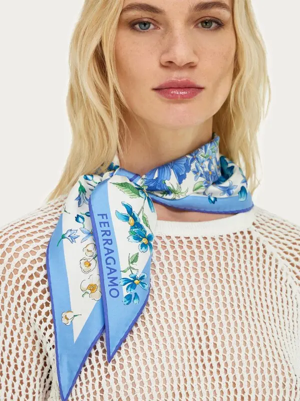 FERRAGAMO Foulard A Rombo Stampa Primavera - Blue