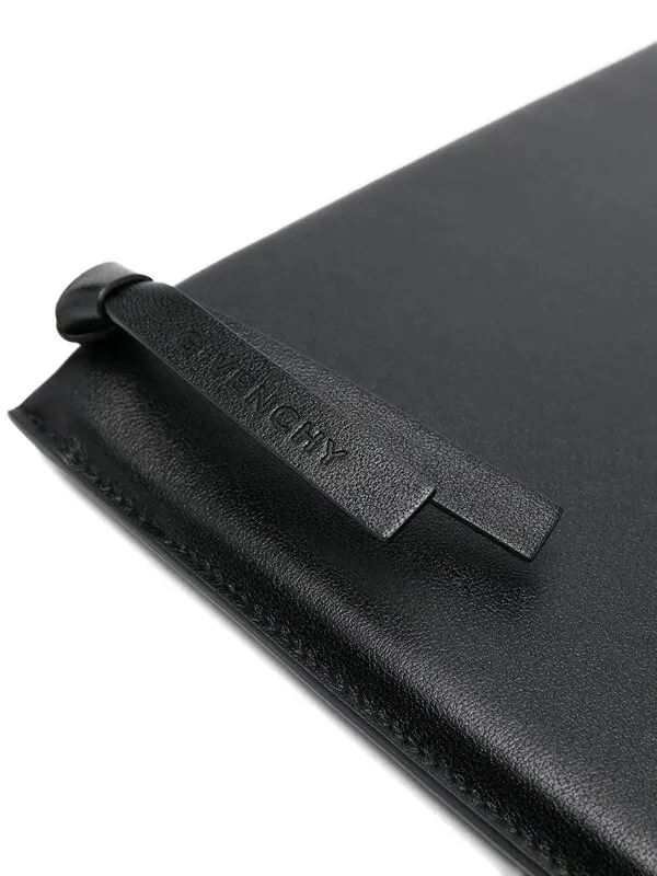 Givenchy Antigona Stamped Large Pouch In Leather