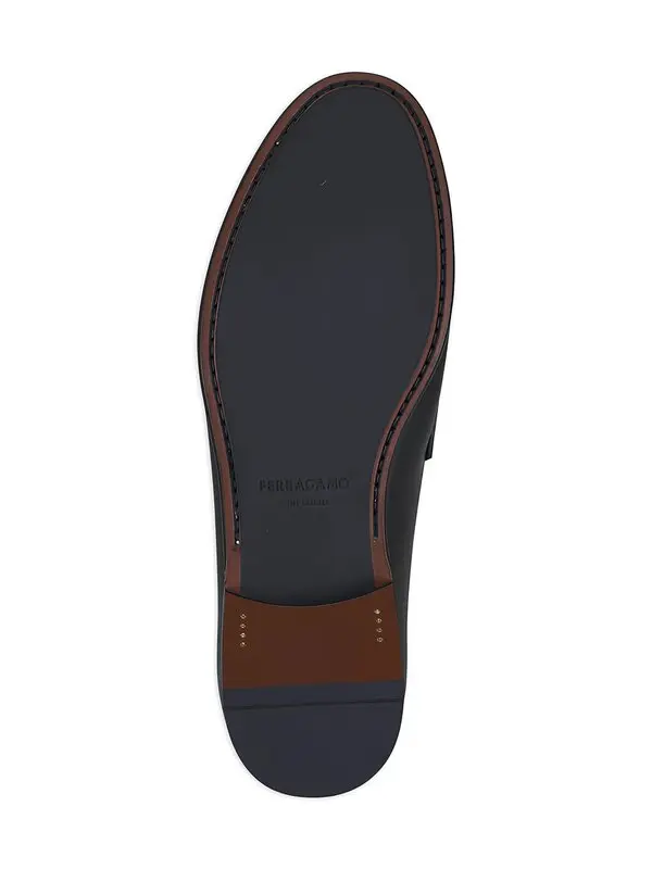 FERRAGAMO Avril Gancini Buckle Loafers