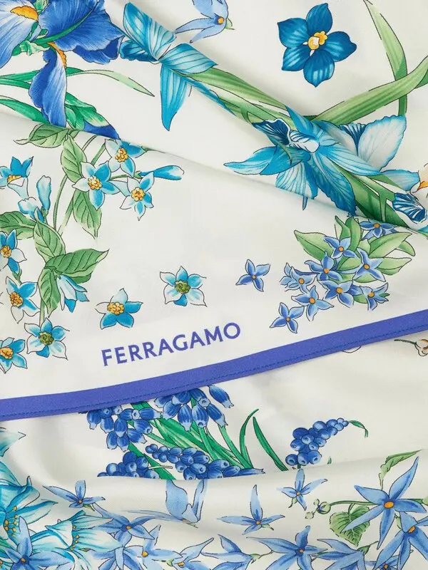 FERRAGAMO Top Primaver Oblong-shawl-stole - Blue