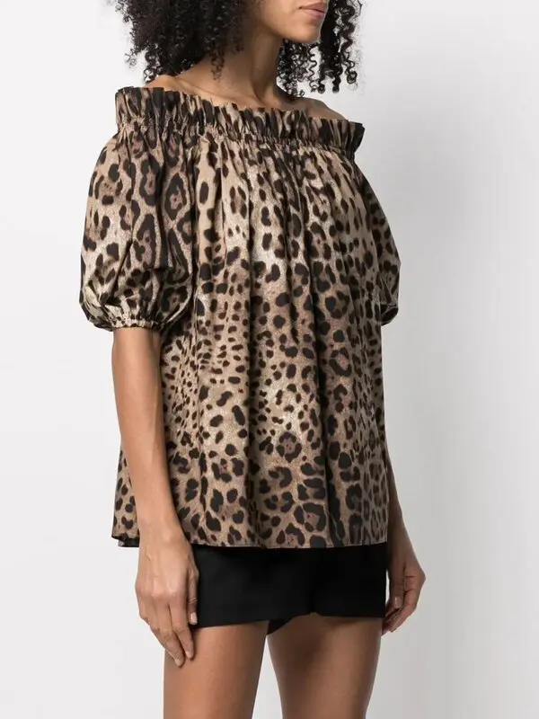 Dolce & Gabbana Leopard Print Off-the-shoulder Poplin Top - Multicolor