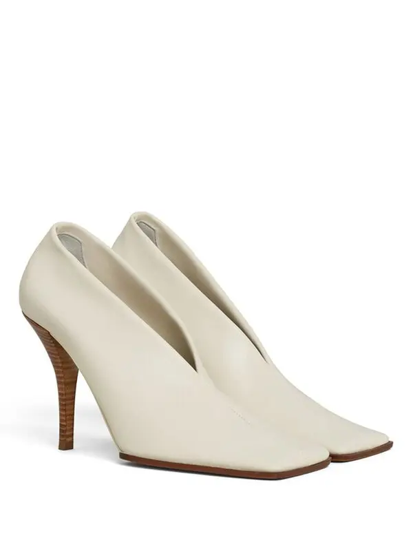 Alaïa Soft Square Pumps In Leather