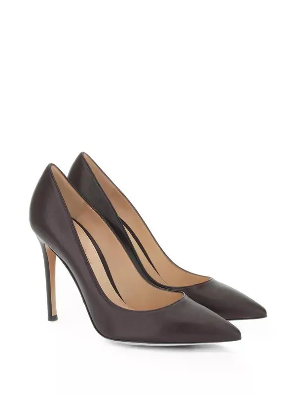 GIANVITO ROSSI 105 Pumps