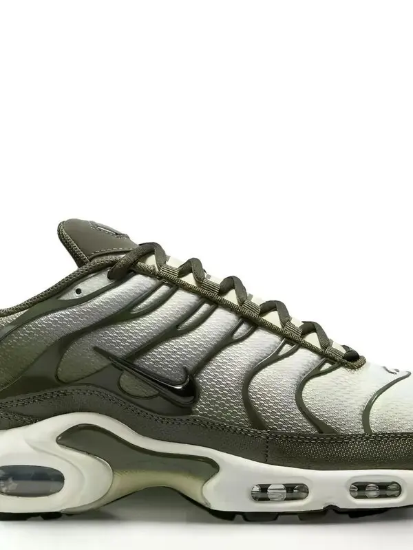 Nike Air Max Plus Sneakers - Green