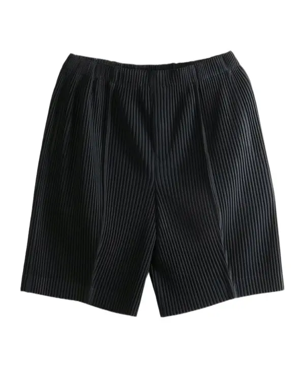 Issey Miyake Pleated Capri Shorts - Black