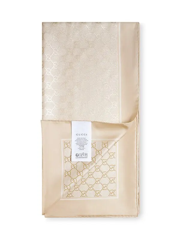 Gucci Ivory Gg Silk Carr - Multicolor
