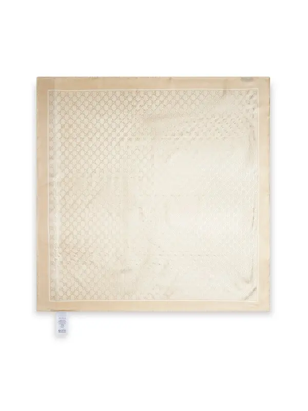 Gucci Ivory Gg Silk Carr - Multicolor