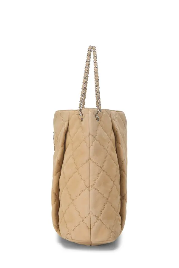 Chanel Nubuck Hamptons Shopping Bag