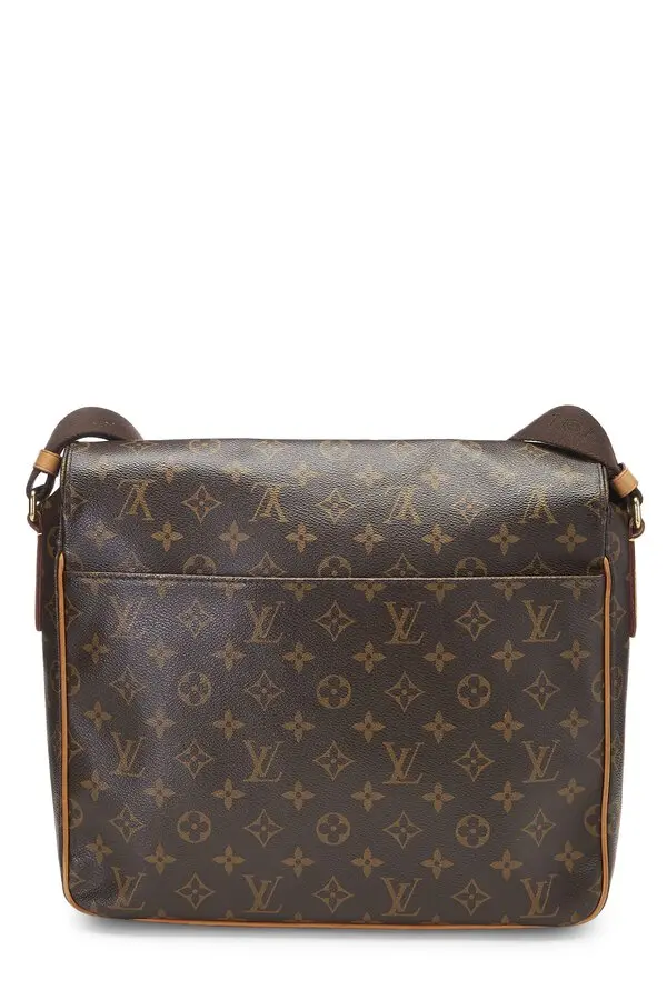 LOUIS VUITTON Monogram Valmy