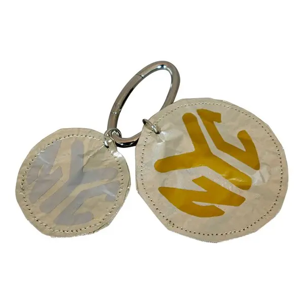 ROMER MILLINERY Metallic Silk White Subway Token Bag Charm Silver Spring Ring - Gold
