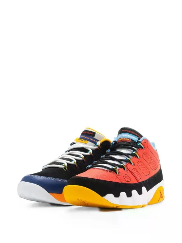 JORDAN Air Retro Low Sneakers - Black