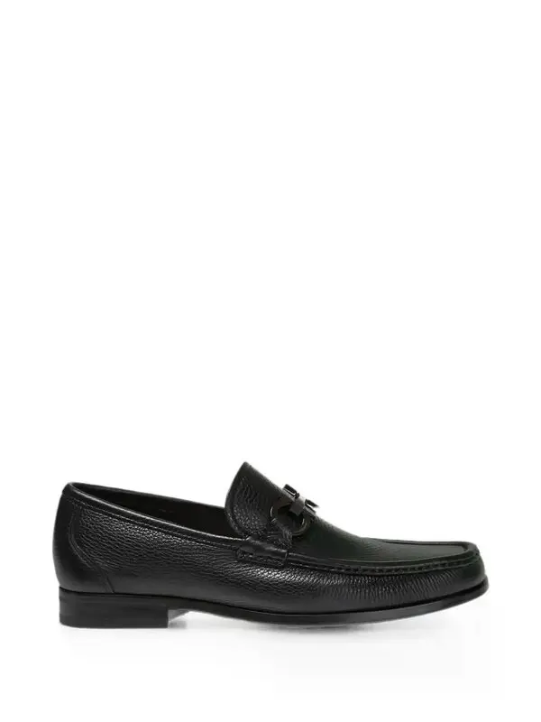 FERRAGAMO Gancini Pebbled Leather Loafers - Black