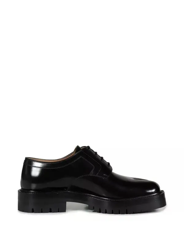 MAISON MARGIELA Tabi Lace-ups - Black