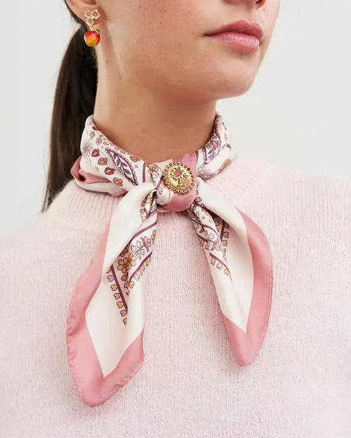 FABLE ENGLAND Eve Floral Brooch