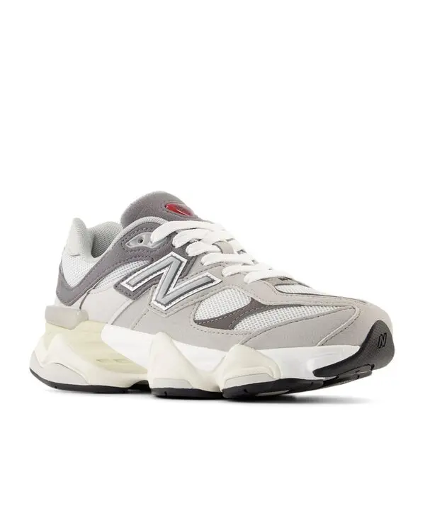 NEW BALANCE 9060 Sneakers - White