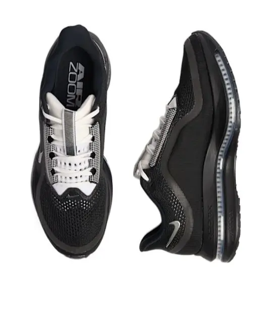 Nike Breathable Mesh Sneakers - Black