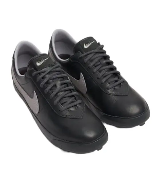 Nike Minimal Lowtop Sneakers