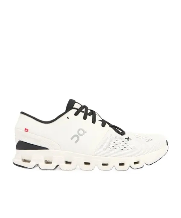 On Minimal Casual Sneakers