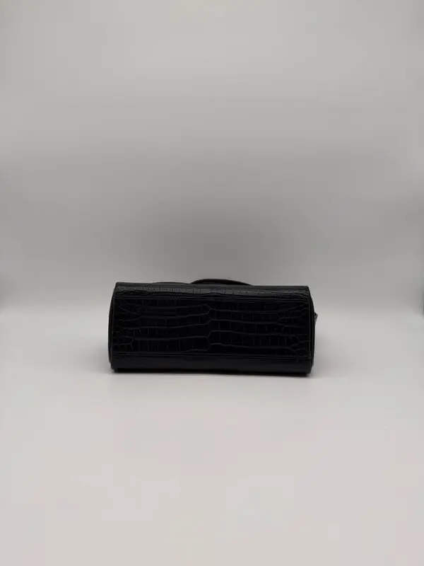 Hermès Kelly Messenger Matte Porosus Palladium Hardware
