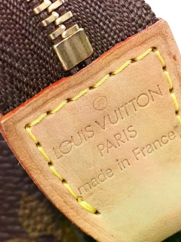 LOUIS VUITTON 2001 Monogram Pochette Accessoires Shoulder Bag