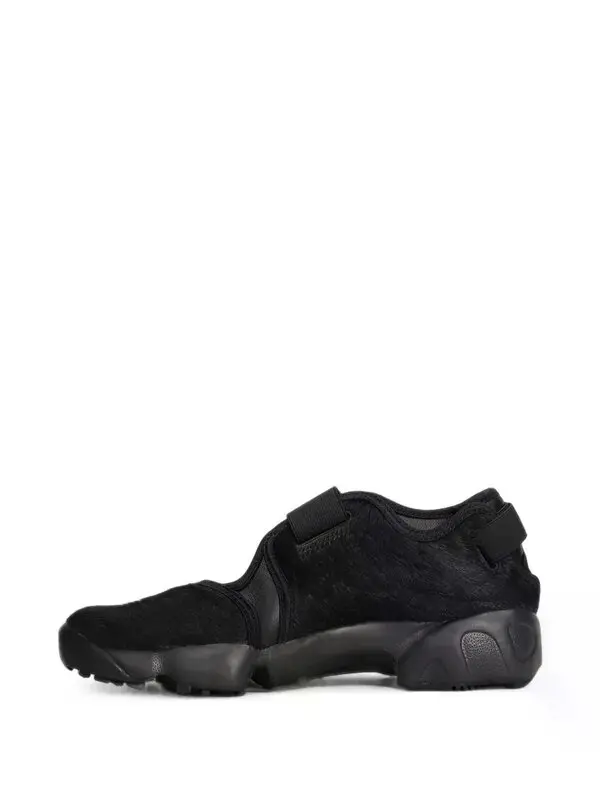 Nike Air Rift Sneakers