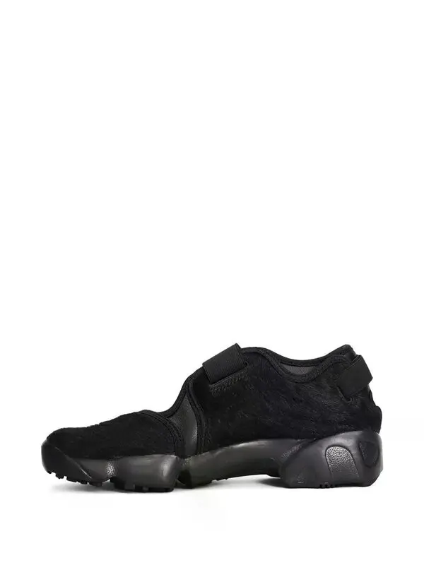 Nike Rift Split Toe Sneakers - Black