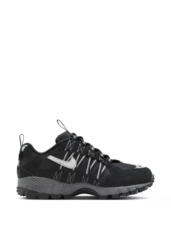 Nike Air Humara Sneakers