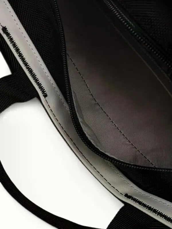 The North Face Logo Print Shoulder Bag