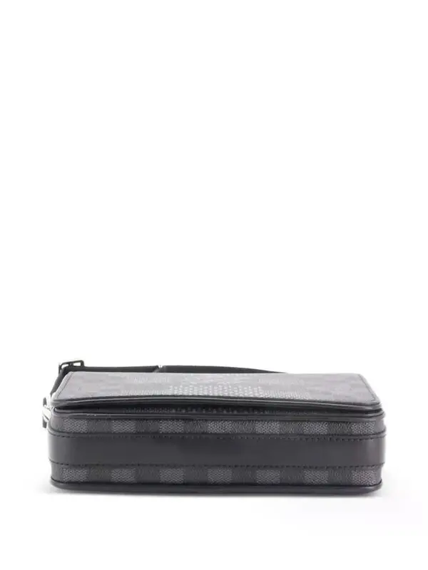 LOUIS VUITTON Studio Messenger Bag Damier Graphite 3d