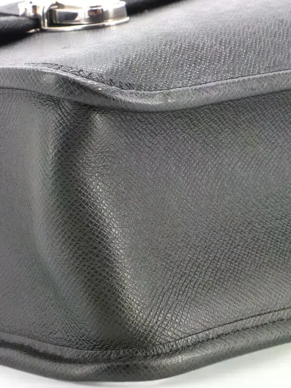 LOUIS VUITTON Anton Briefcase Taiga Leather Business Bag