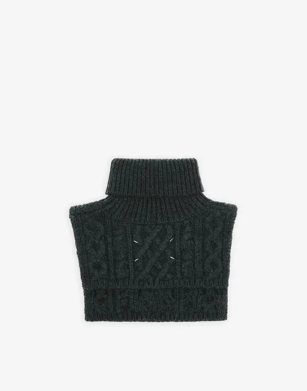 MAISON MARGIELA Cable-knit Roll-neck Scarf