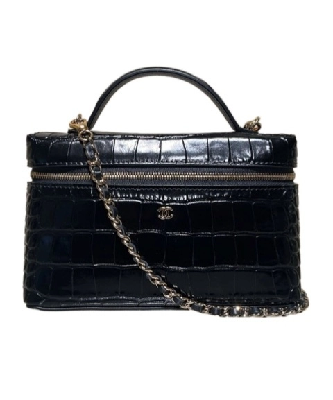 Chanel Zippered Handbag - Black