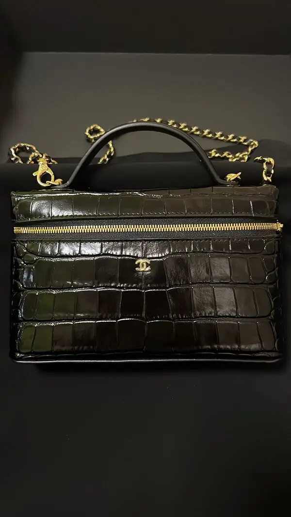 Chanel Zippered Handbag