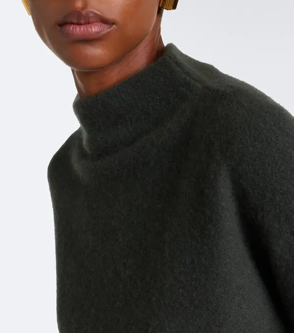 Vince Plush Cashmere Sweater - Green