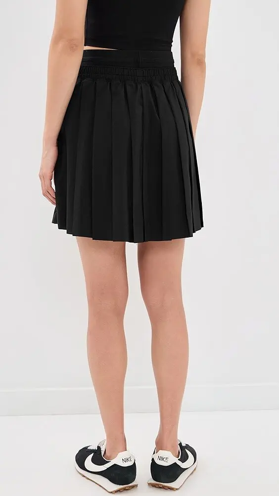 Nike Knife Pleated Skirt