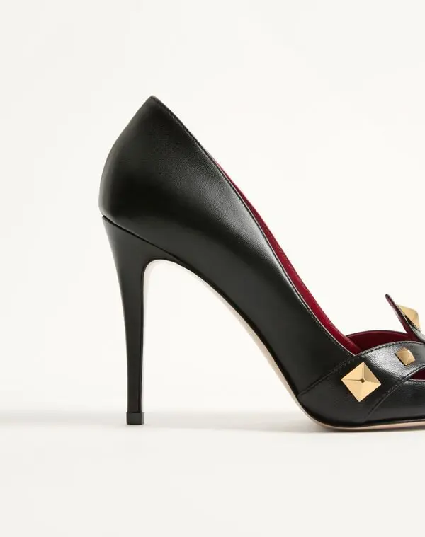 Valentino Garavani Studded Kidskin Leather Pumps - Black