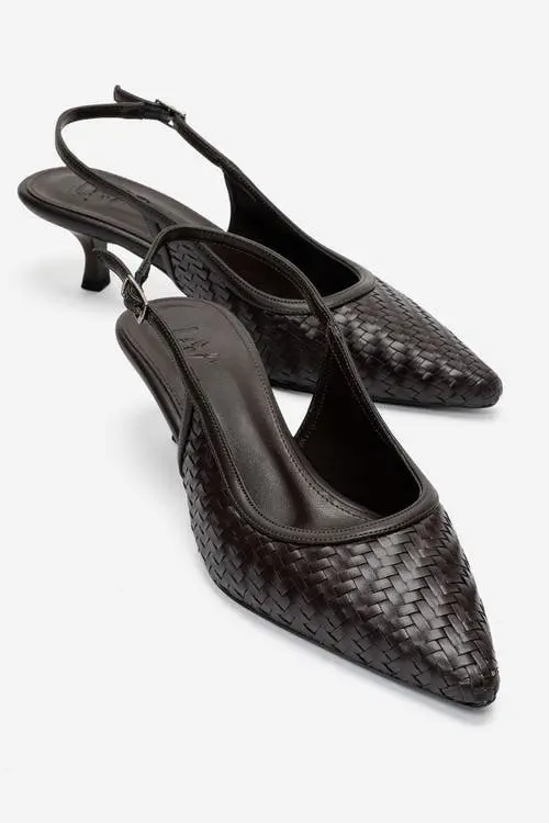 PROLOGUE SHOES Alvessia Kitten Heel Slingback Pump - Brown