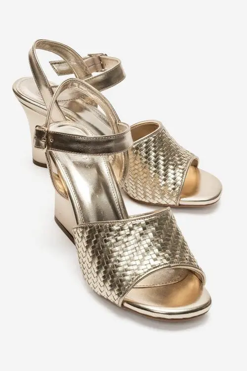 PROLOGUE SHOES Sylvar Slingback Wedge Sandal - Gold
