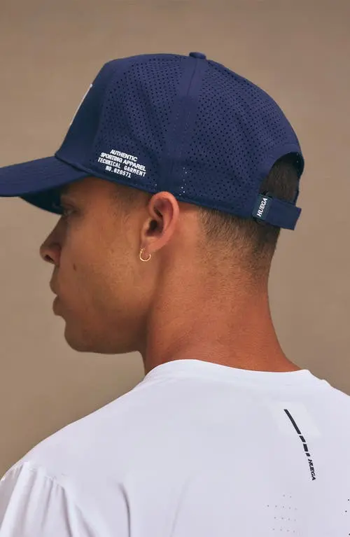 HUEGA HOUSE Icon Performance Hat